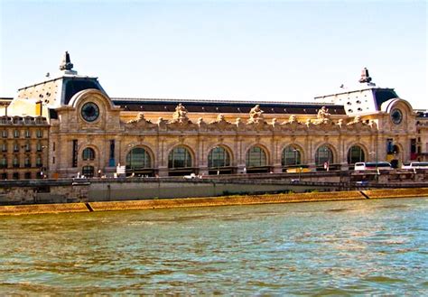 Paris Quai Dorsay