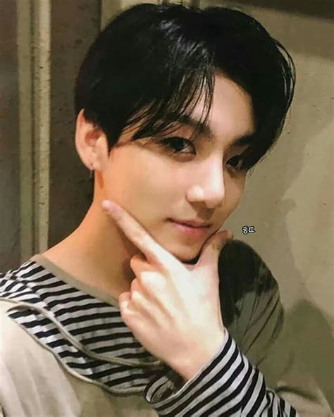 Pin By Anadiaz On Bts Jungkook Jungkook Selca Jungkook Cute Jungkook