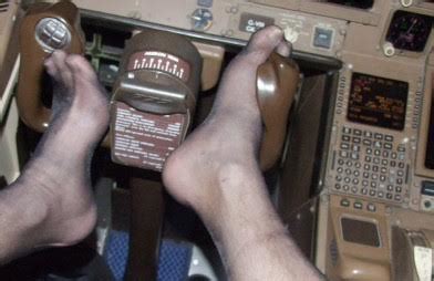 British Airways Pilot Suspended For Allegedly Taking Cockpit Sex Selfies While Flying At 38 000 Feet