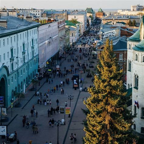 У меня в последние полгода часто спрашивают Леха где красивая архитектура пейзажи закаты и