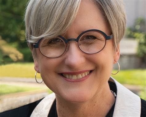 Julie Penningtons Instagram Twitter And Facebook On Idcrawl