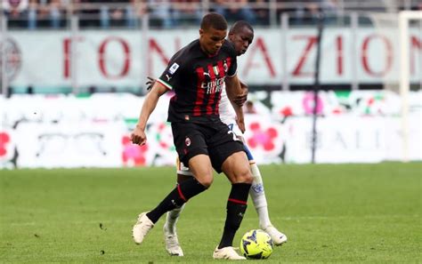 Ac Milan 2 0 Lecce Leao The Difference Maker Again As He Nets Brace In
