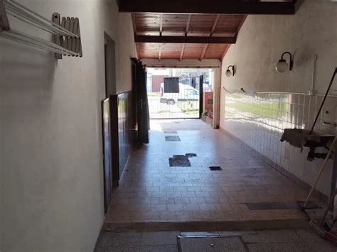Venta Casa 45 Años 2 Dormitorios 2 Cocheras 150m2 Della Paolera 1600