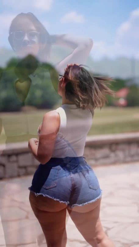 Blahgigi Looking Thick 🍑🍑 Tumbex Blahgigi Looking Thick 🍑🍑 Tumbex