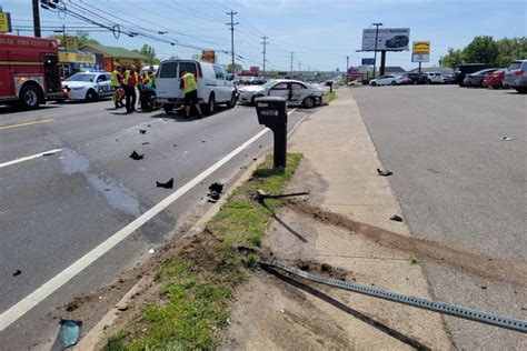 Update Wilma Rudolph Boulevard Back Open After 3 Vehicle Wreck Crash