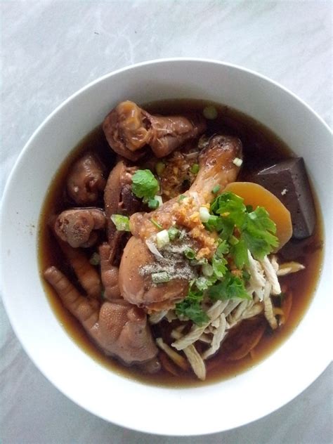 ร้าน ก๋วยเตี๋ยวไก่มะระ เจ๊น้อยซอยตัน รีวิวร้านอาหาร Wongnai