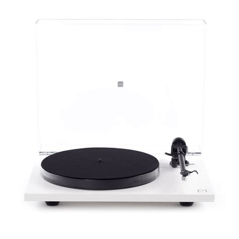REGA Planar 1 PLUS - AV World - Auckland HiFi Store