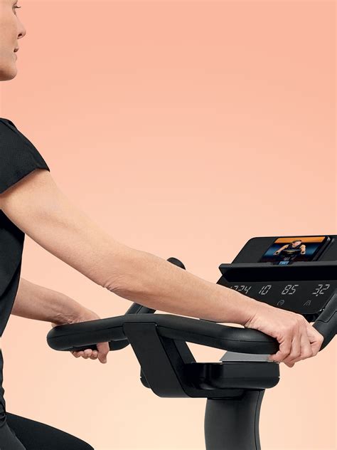 Technogym Cycle Bicicleta De Exercício Compacta Com Visor Technogym