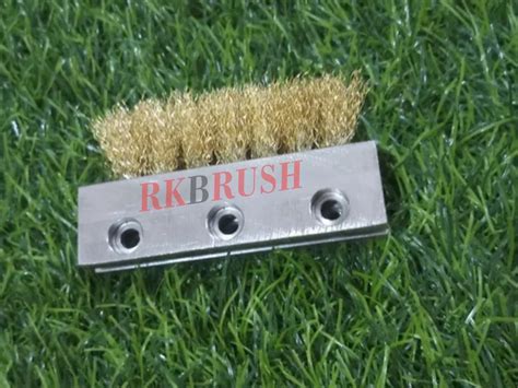 Nylon Brown S Type Turbine Grounding Brush For Industrial At ₹ 100