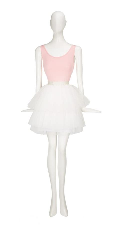 That Famous 5 Tutu From ‘sex And The City Could Fetch 12000 At Auction