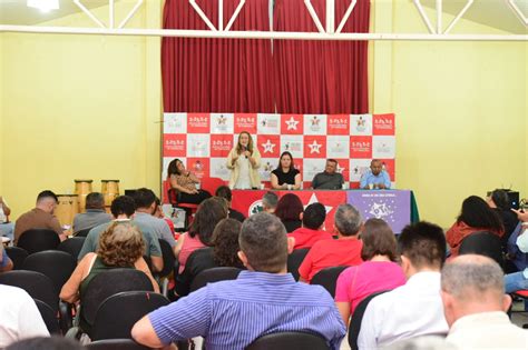 A Base Vem Forte Cursos De Formação Para Dirigentes E A Defesa Do