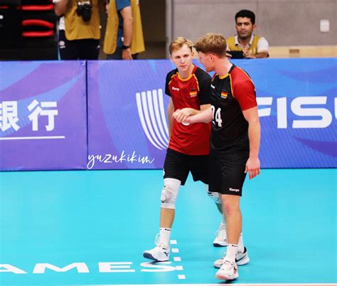 金 Wenjun Kim ゆずき Yuzukikim0804 • Instagram Photos And Videos