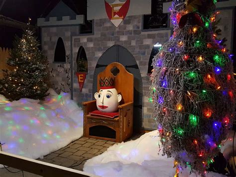 Eggbert The Animatronic Holiday Egg Returns With Partner In 2022