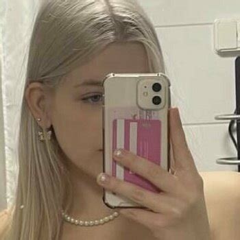 Alisamariaa Alisamariaaa Fuites Nues Thefappening