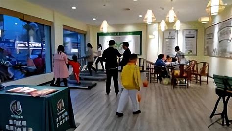 中医馆加盟黄金期，陈农夫如何实现领跑的？ 中医养生药膳馆加盟养生汤食疗项目连锁陈农夫养生馆官网