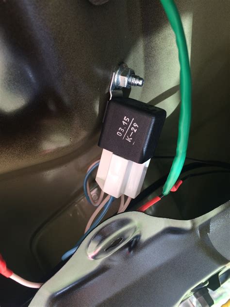 Кнопка открытия багажника! Десота Спасибо! — KIA Cerato (2G), 1,6 л ...