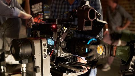 Night Lighting Part 1 Tackling Large Night Exteriors Sony Cine