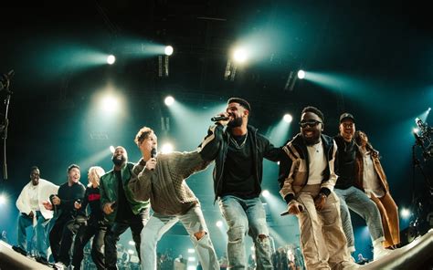 Jehovah novo sucesso de Elevation Worship Chris Brown Comunhão