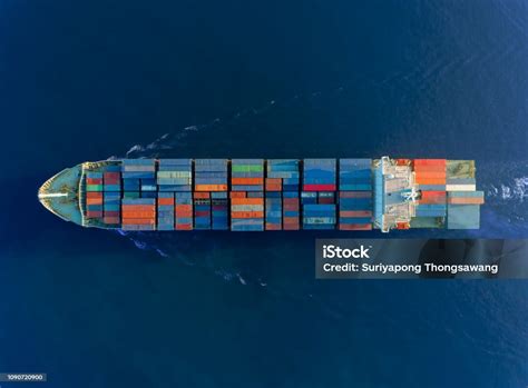 공중 상위 뷰 컨테이너 선박 전체 부하 컨테이너 물류에 대 한 수출 선적 또는 운송을 가져옵니다 0명에 대한 스톡 사진 및 기타 이미지 Istock