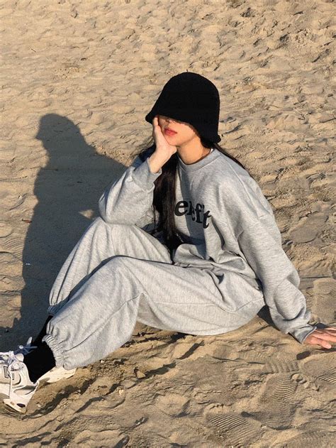 [뽀송기모 모델추천] 소프트촉감 레터링 오버 루즈핏 맨투맨 조거팬츠 츄리닝 세트 트레이닝 셋업 에이블리