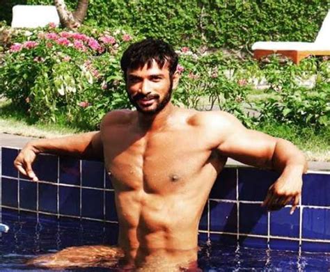 Charan Bangaram Fitness Trainer Biography Birthday Age Net Worth