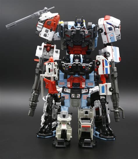 G1 Combiners And New Combiners Cybertron Ca Canadian Transformers
