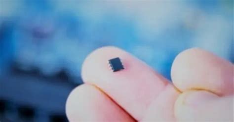 Nanoscale Transistors May Make Electronics More Effective Assignment Point