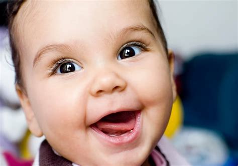 Din Bebis Utveckling 7 Månader 8 Månader Knodd