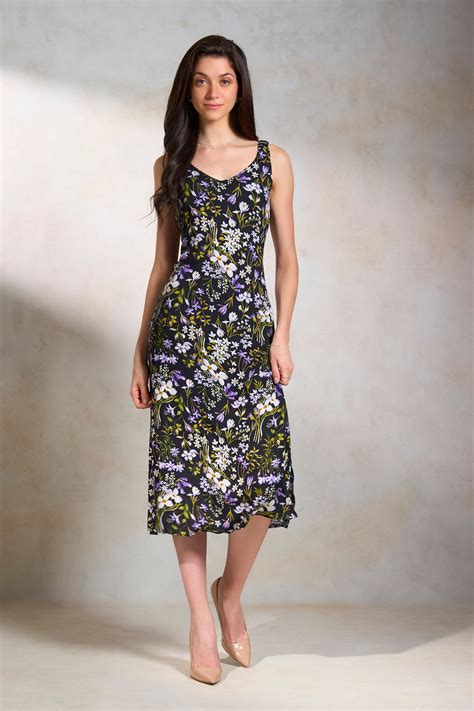 Buy Sleeveless Slim Fit Midi Dress Online For Her I Virgio