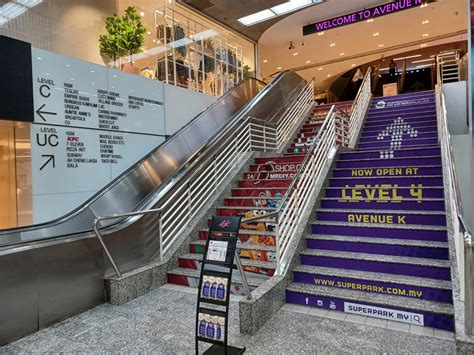KLCC LRT Station Mrt My