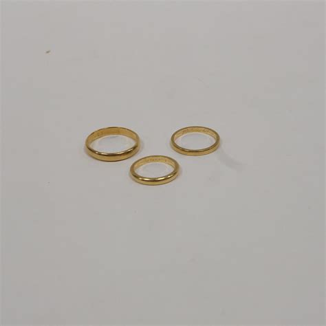 TRE SLÄTA RINGAR K GULD Smycken Ädelstenar Ringar Auctionet