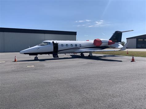 2004 Learjet 60 S N 271 Aerosolutions