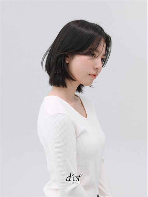 Demure 디뮤어 단발머리 헤어스타일 헤어스타일 헤어