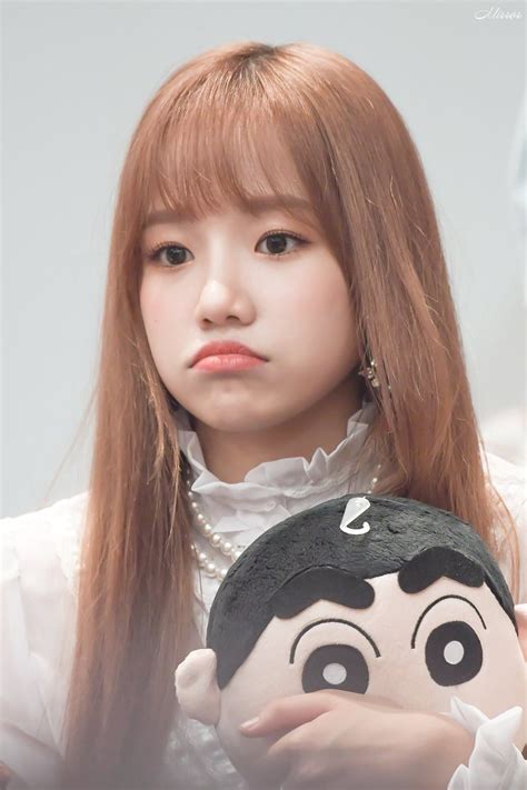 Here Are 8 Female Idols Known For Their Ridiculously Cute Chubby Cheeks