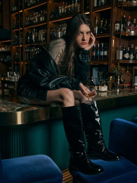 겨울 데일리룩 치트키 롱부츠 코디 ♥ 트렌드를알려주는여자