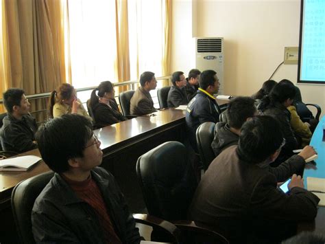 讲座：物理学家眼中的社会 上海大学高温超导重点实验室