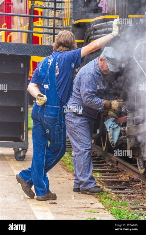 Crew Performing Last Minute Maintenance On 1917 Baldwin Pershing