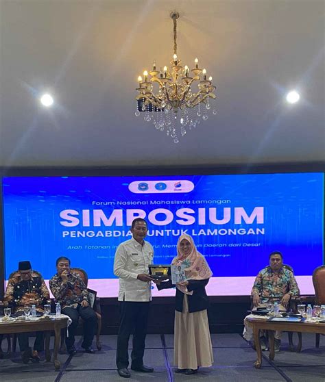 Simposium 2025 Rektor Umg Peran Besar Perguruan Tinggi Dalam Pembangunan Daerah