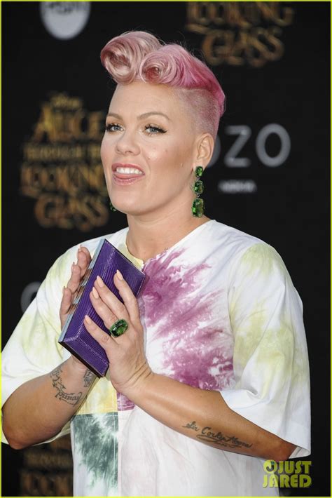Pink Gets Surprised By Johnny Depp On Jimmy Kimmel Live Photo Ali Landry Carey