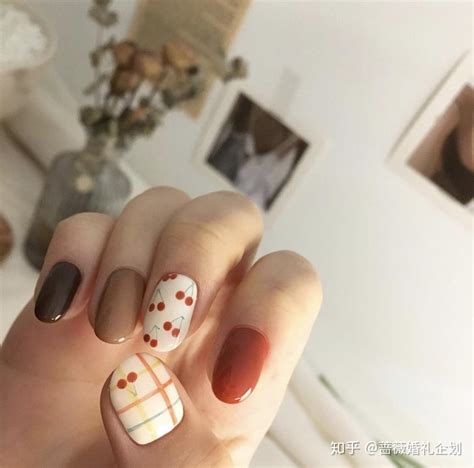 你做过最美的美甲是什么样子？ 知乎