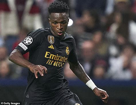 Real Madrid Star Vinicius Jr Deserves A Slap For Being A Clown