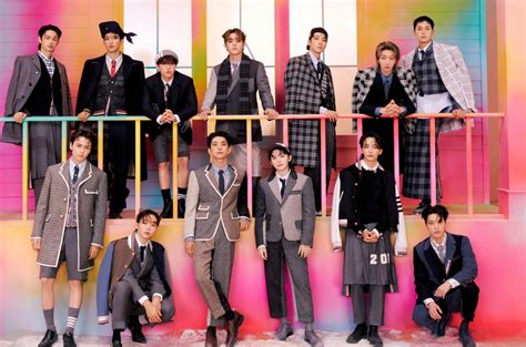 Seventeens Spill The Feels Is No 1 On The Top Album Sales Chart