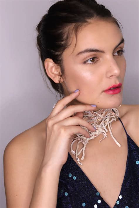 Lila Turquesa Y Rosa Los Colores Protagonistas De Las Uñas En El