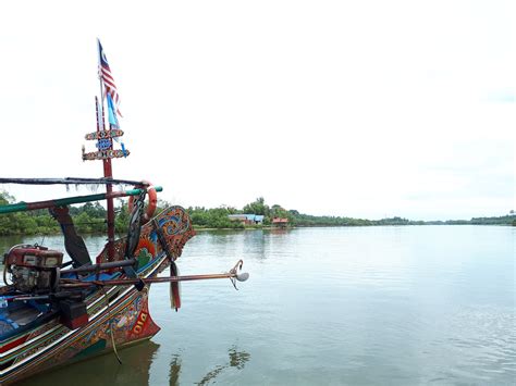 Perahu Kolek Pantai Sabak Perahu Kolek Merupakan Sejenis Flickr