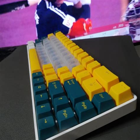 Keyboard 커스텀키보드 블루투스키보드 포커배열 기계식키보드 On Bunjang Global Site