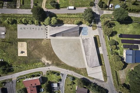 Centrum Aktywności Lokalnej w Rybniku Publiczne Sztuka Krajobrazu