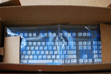 Rubenerd I Love My New Unicomp Buckling Spring Keyboard