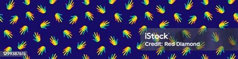 Lgbt 패턴이 매끄럽습니다 Lgbt 웹 배너 무지개 핸드 프린트와 매끄러운 패턴 매끄러운 패턴은 벽지 웹 페이지 배경 직물