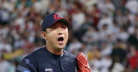 롯데 홀드 1위 셋업맨 치명적 실책→3연패 빌미