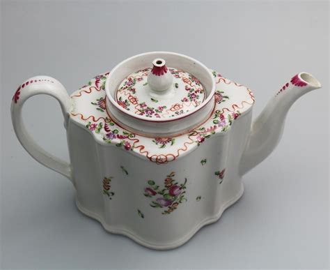 Antique Antique English Porcelain An Attractive New Hall Lozenge Teapot C ThC ANTIQUES
